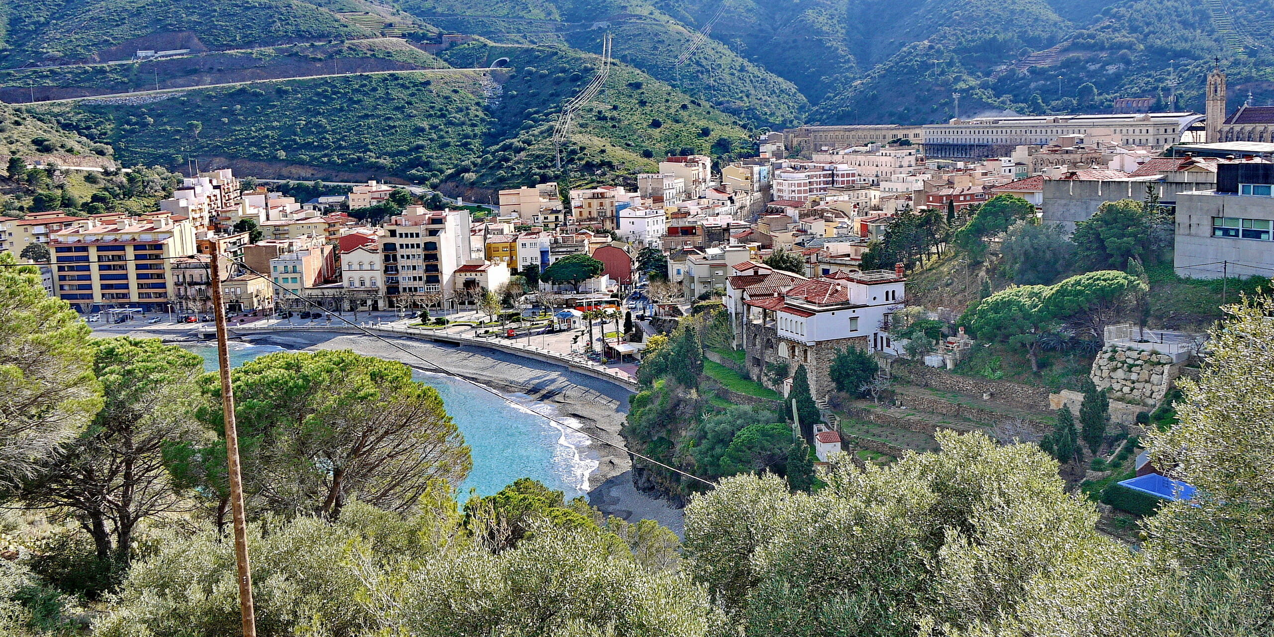 Portbou Sehenswürdigkeiten, Bilder und Unterkünfte • Reisen nach Spanien